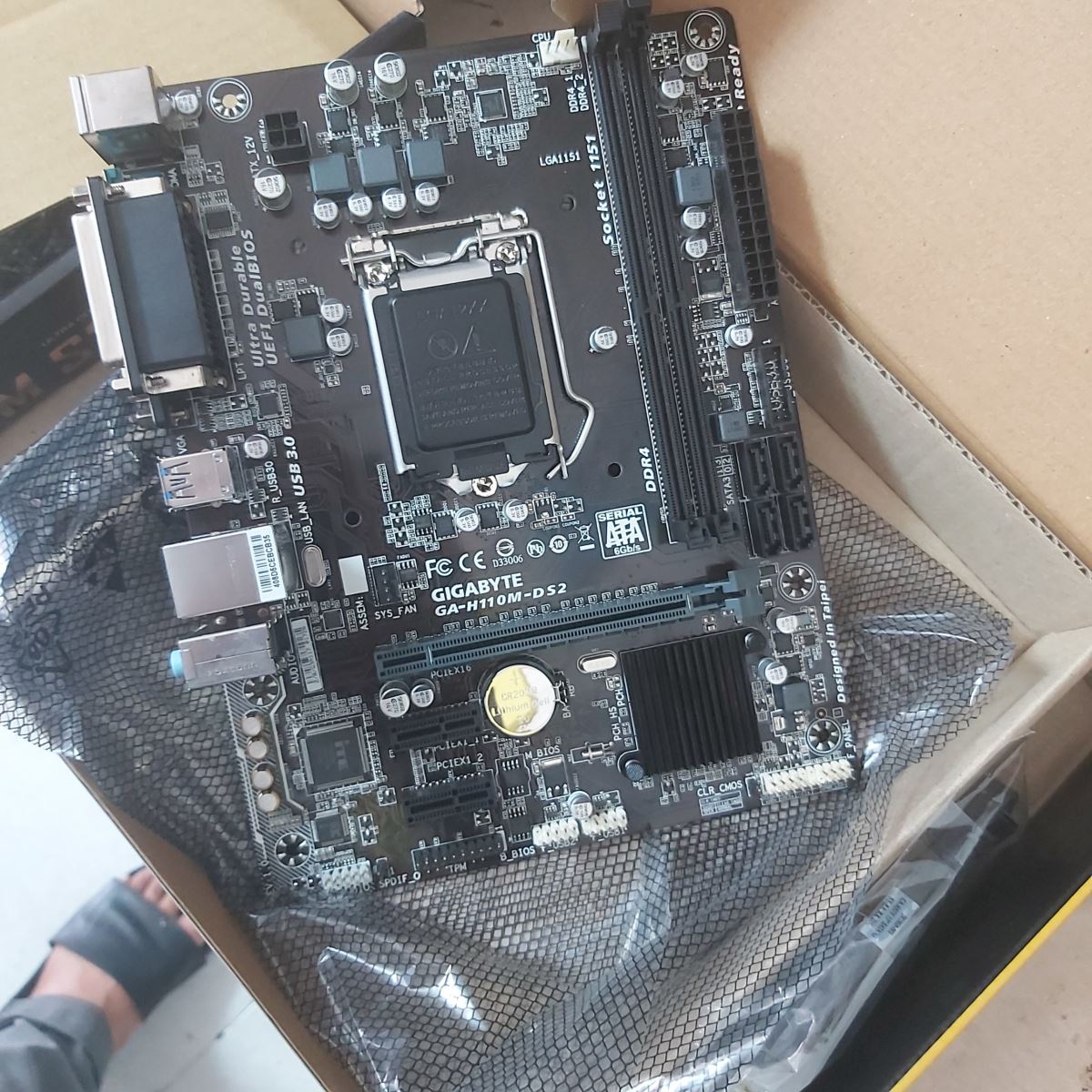 Main Gigabyte H110M-DS2 (Chipset Intel H110/ Socket LGA1151/ VGA onboard)