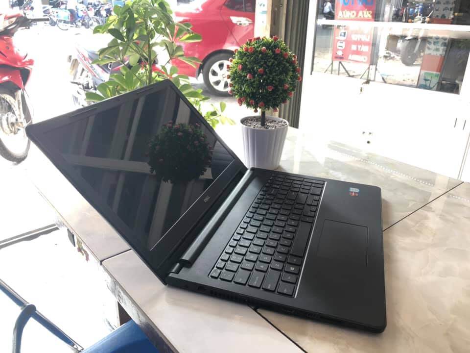 Dell Inspiron 3559 - i5 6300 / 4GB / SSD120GB / 15.6" / VGA AMD Radeon ...